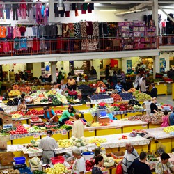 Trei firme interesate să administreze Piaţa Agroalimentară din Deva ...