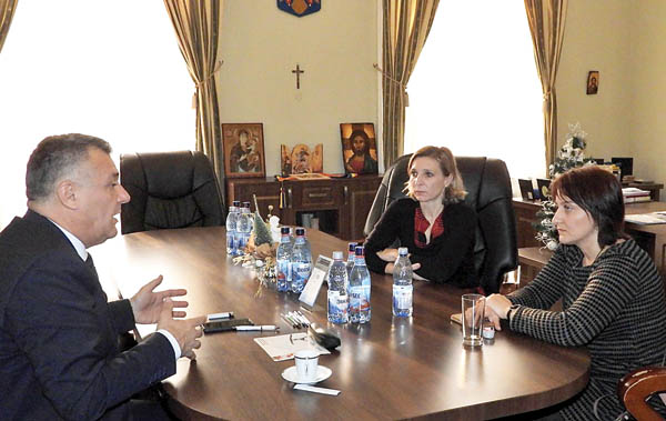 Serbare şi vizite surpriză la LPS Cetate Deva - Stiri si informatii din ...